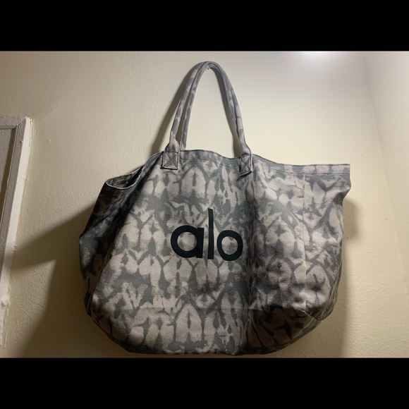 ALO Yoga | Bags | Alo Yoga Shopper Tote Bag | Poshmark